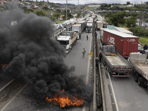 博爾索納羅發表簡短談話 外界指他避免承認選舉失敗 - RTHK