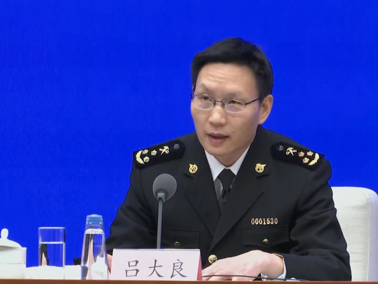 中國海關：目前口岸通關平穩有序 - RTHK