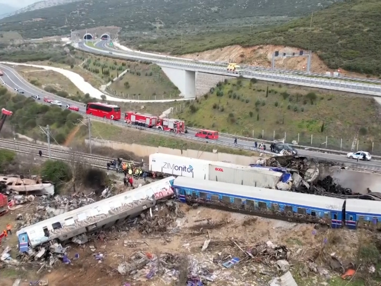 希臘列車相撞逾40人死 總理：事故屬人為錯誤 - RTHK