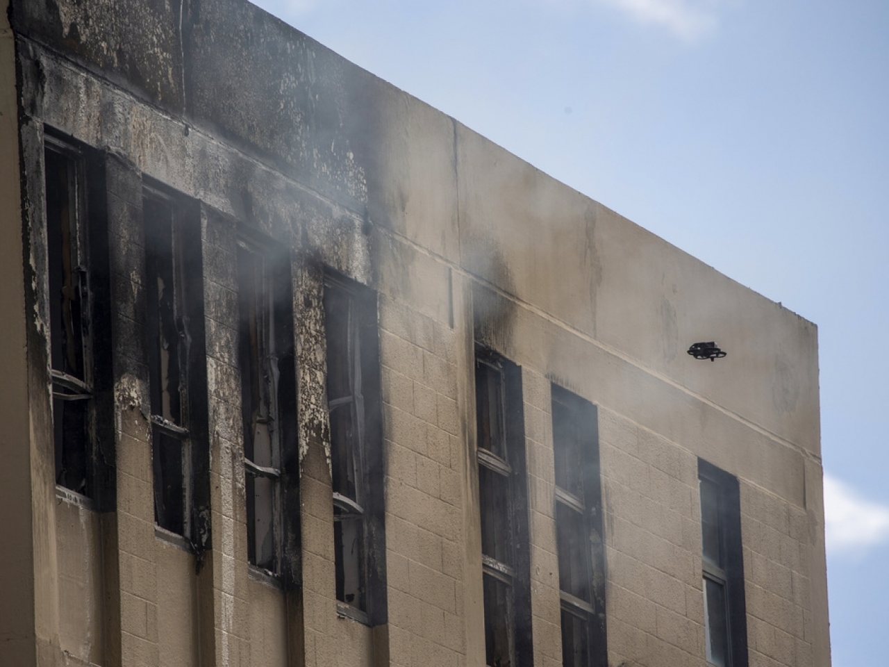 新西蘭惠靈頓旅館大火至少6死 仍有11人下落不明 - RTHK