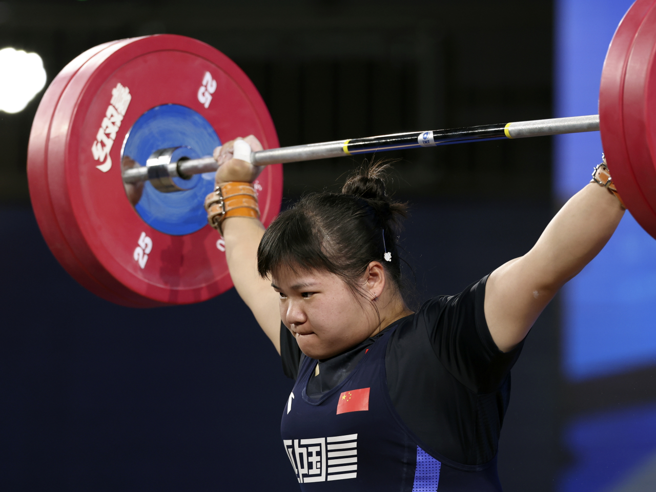 國家隊梁小梅奪得杭州亞運舉重女子87公斤級金牌 - RTHK