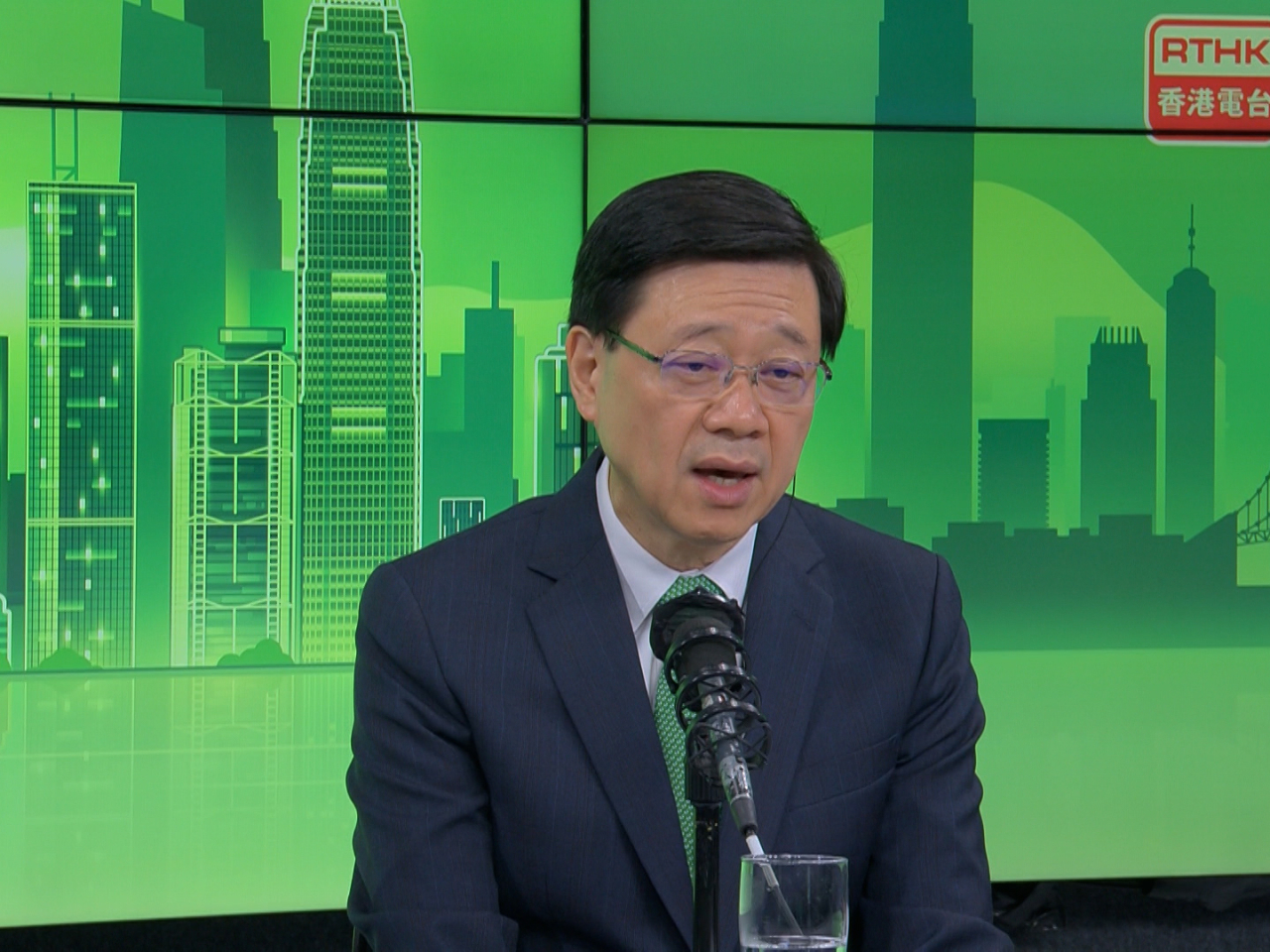 Tax cuts should boost HK economy, says John Lee - RTHK