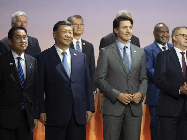 Xi holds further talks as Apec meeting continues - RTHK