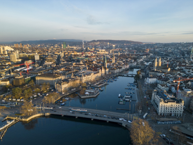 歐洲反猶情緒升溫 瑞士蘇黎世猶太男子遭15歲少年刺至重傷 - RTHK