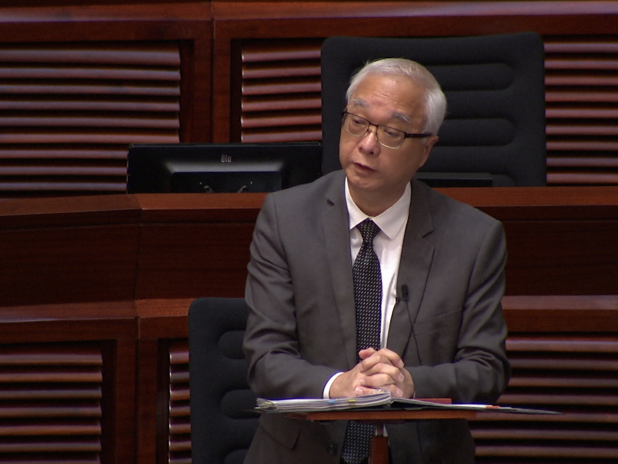 Govt asks CLP to speed up lightning rod installation - RTHK