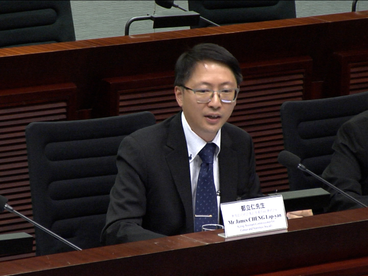 政府指65歲以上高教育水平人士勞動比率升 勞動人口將保持平穩 - RTHK