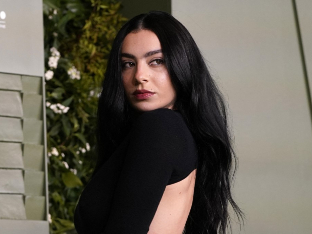 'Brat' named word of the year by Collins dictionary - RTHK