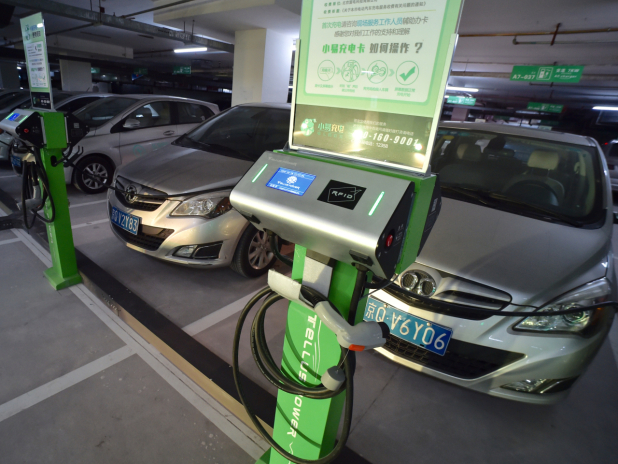 數據顯示10月全球電動車銷量增長35% 中國增54% - RTHK