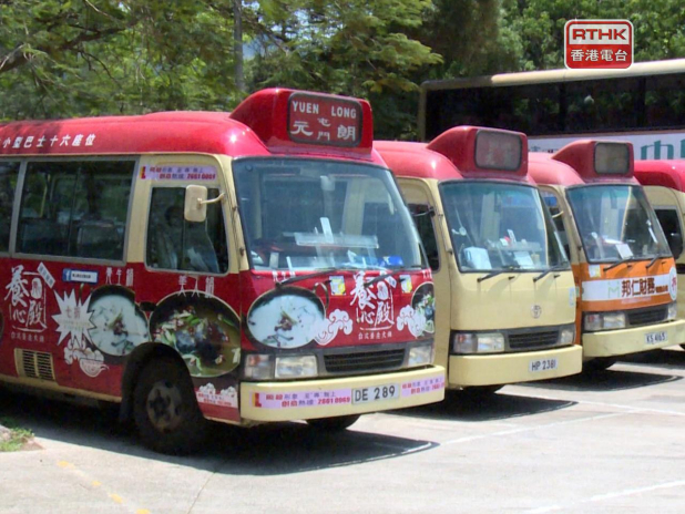 Two red minibus routes opt to go green - RTHK
