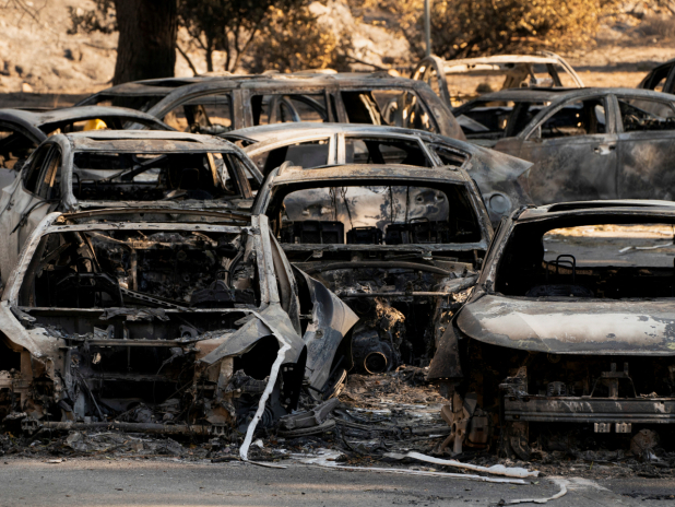 Los Angeles investigates fire blame as curfew enforced - RTHK