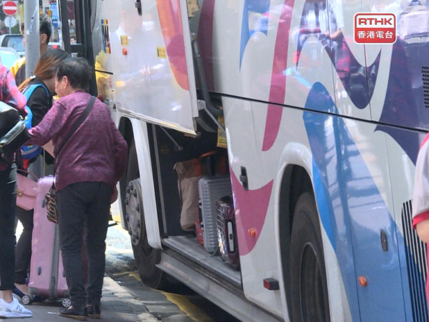 Cross-border bus services up by 20pc during LNY - RTHK