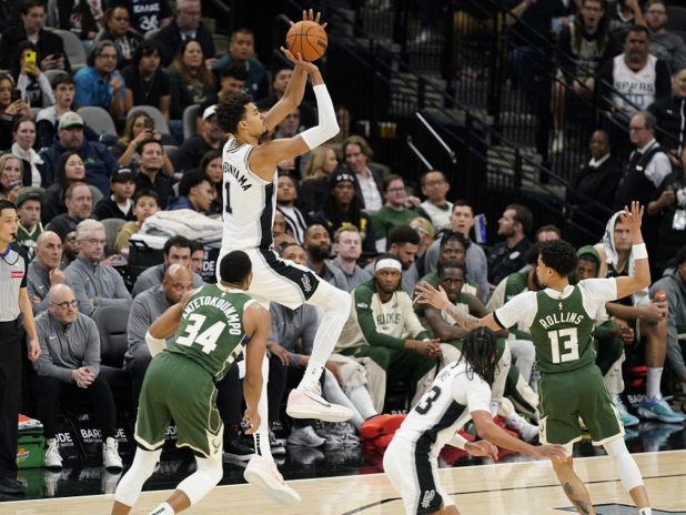 Wemby magic as Spurs rout Bucks, Nuggets edge Sixers - RTHK