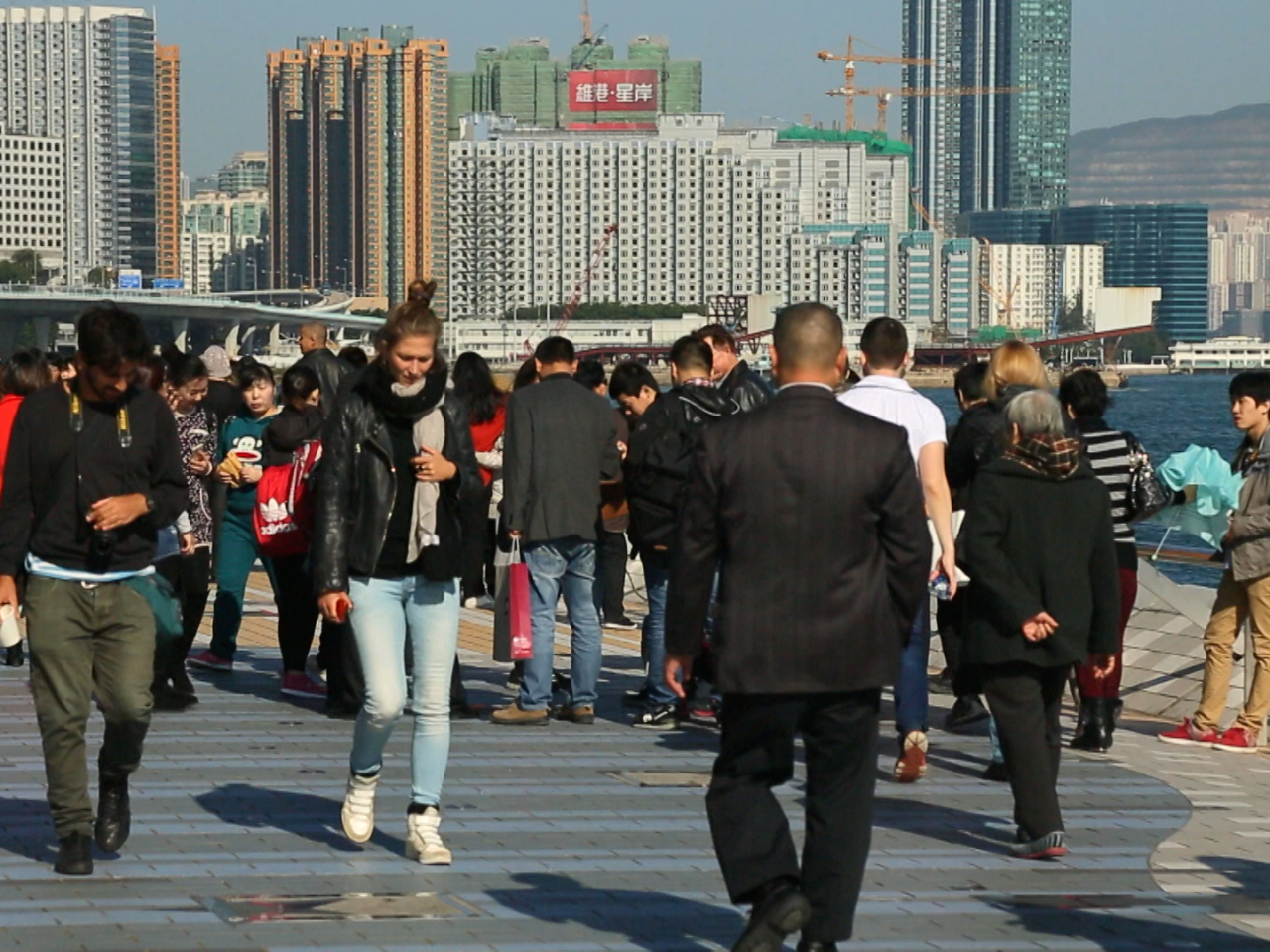 香港即時新聞網 - 港台 : 一月訪港旅客474萬人次 創疫情後單月新高