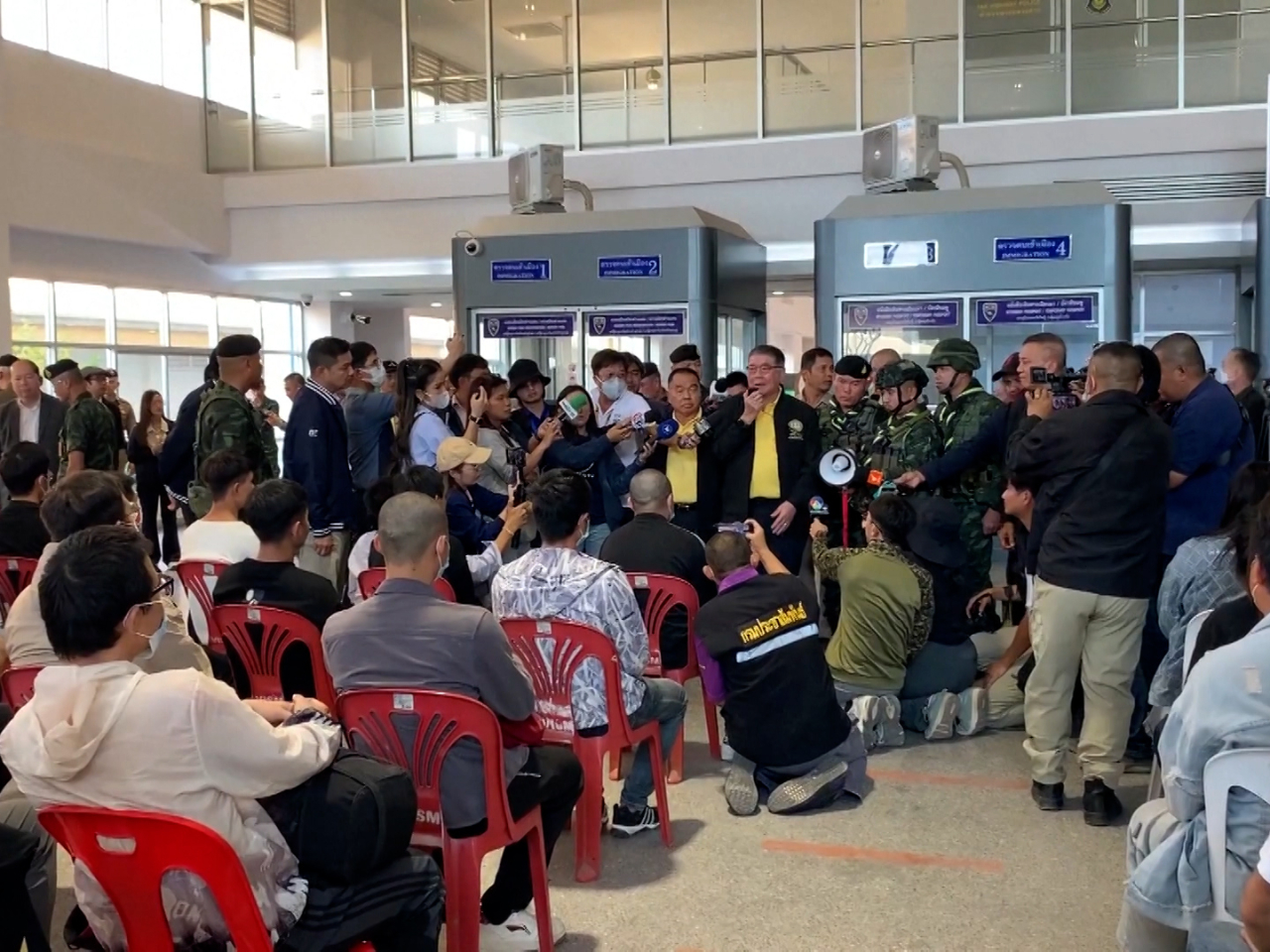 61人從緬甸電騙園區獲救 包括39名中國公民 - RTHK