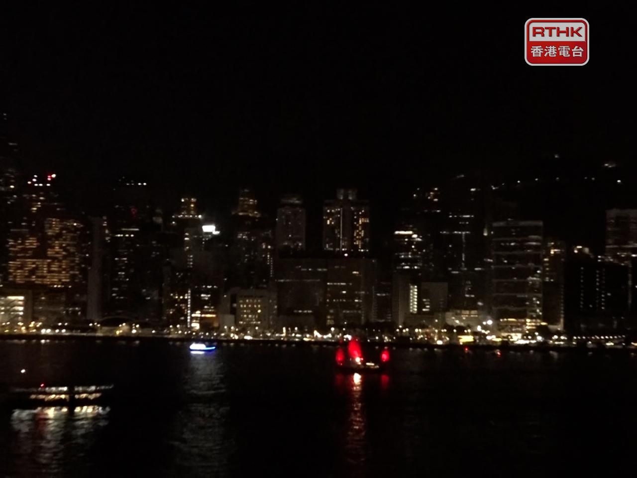 全港近4000間公司與大廈及地標建築物響應「地球一小時」活動 - RTHK