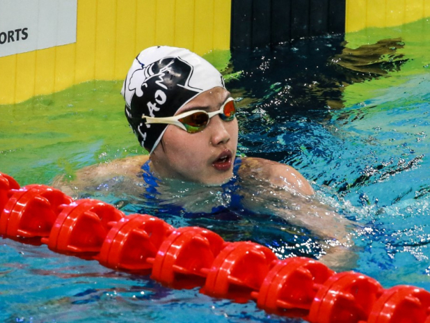 Girl, 12, hailed as sensation in Shenzhen swim meet - RTHK