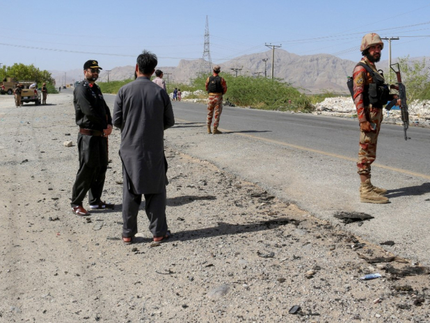 At least six killed in school bus bombing in Pakistan - RTHK