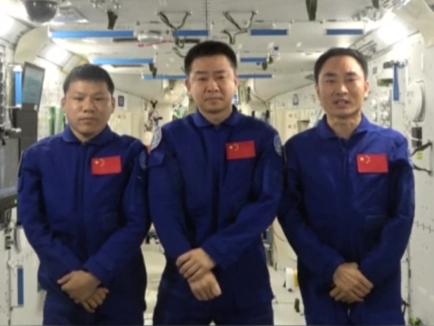 Shenzhou-20 crew sends video greetings from space - RTHK