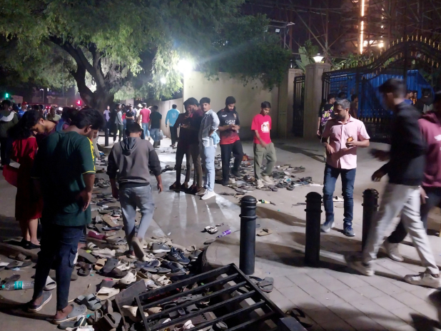 印度班加羅爾板球隊慶祝活動發生人踩人 最少7死 - RTHK