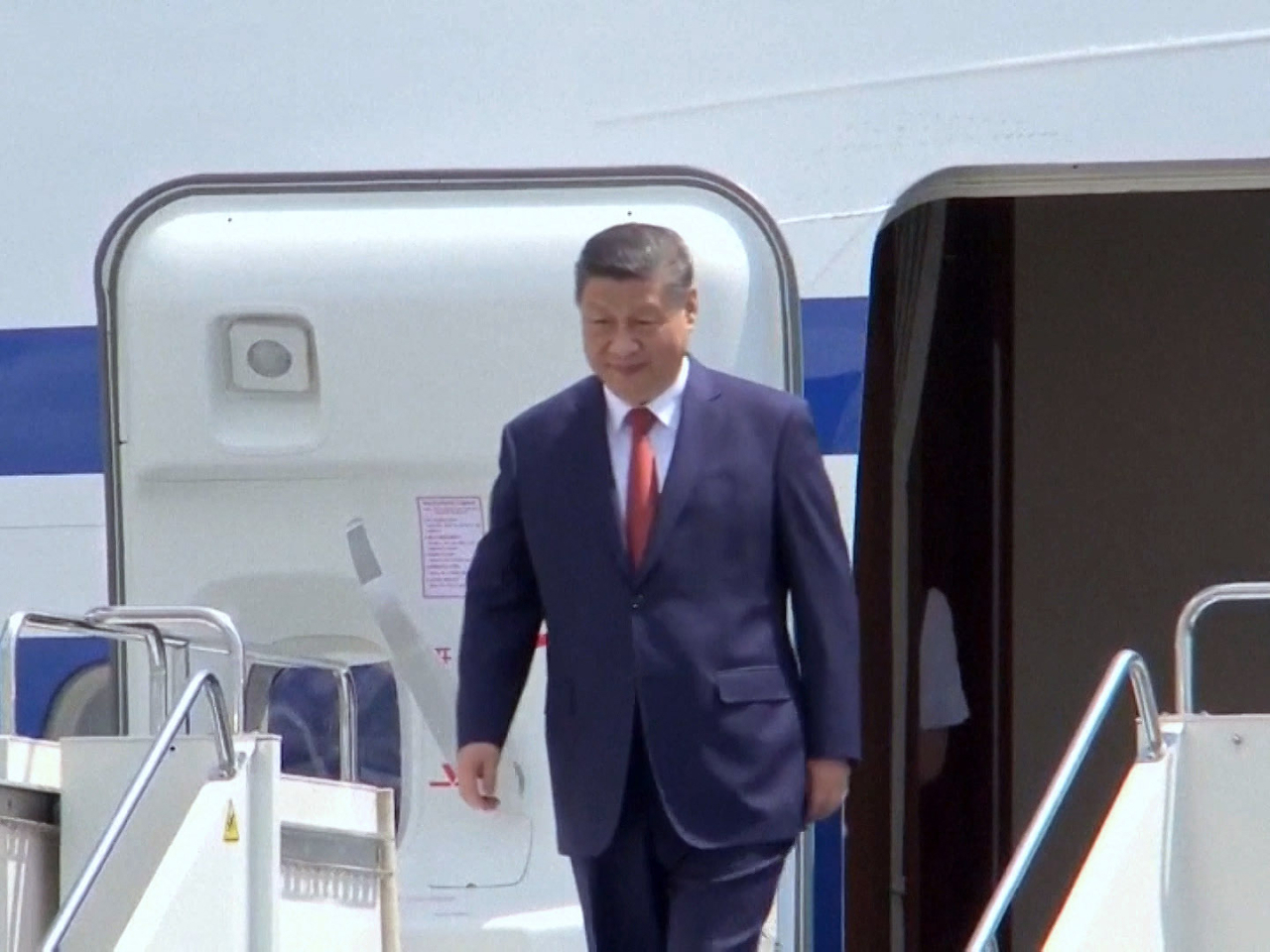 Xi arrives in Kazakhstan for regional summit - RTHK