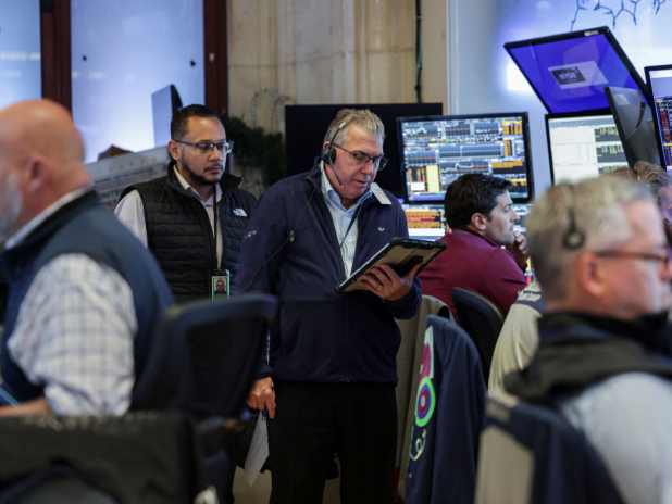 道指高收350點 標普500指數創新高 數據鞏固減息預期 - RTHK